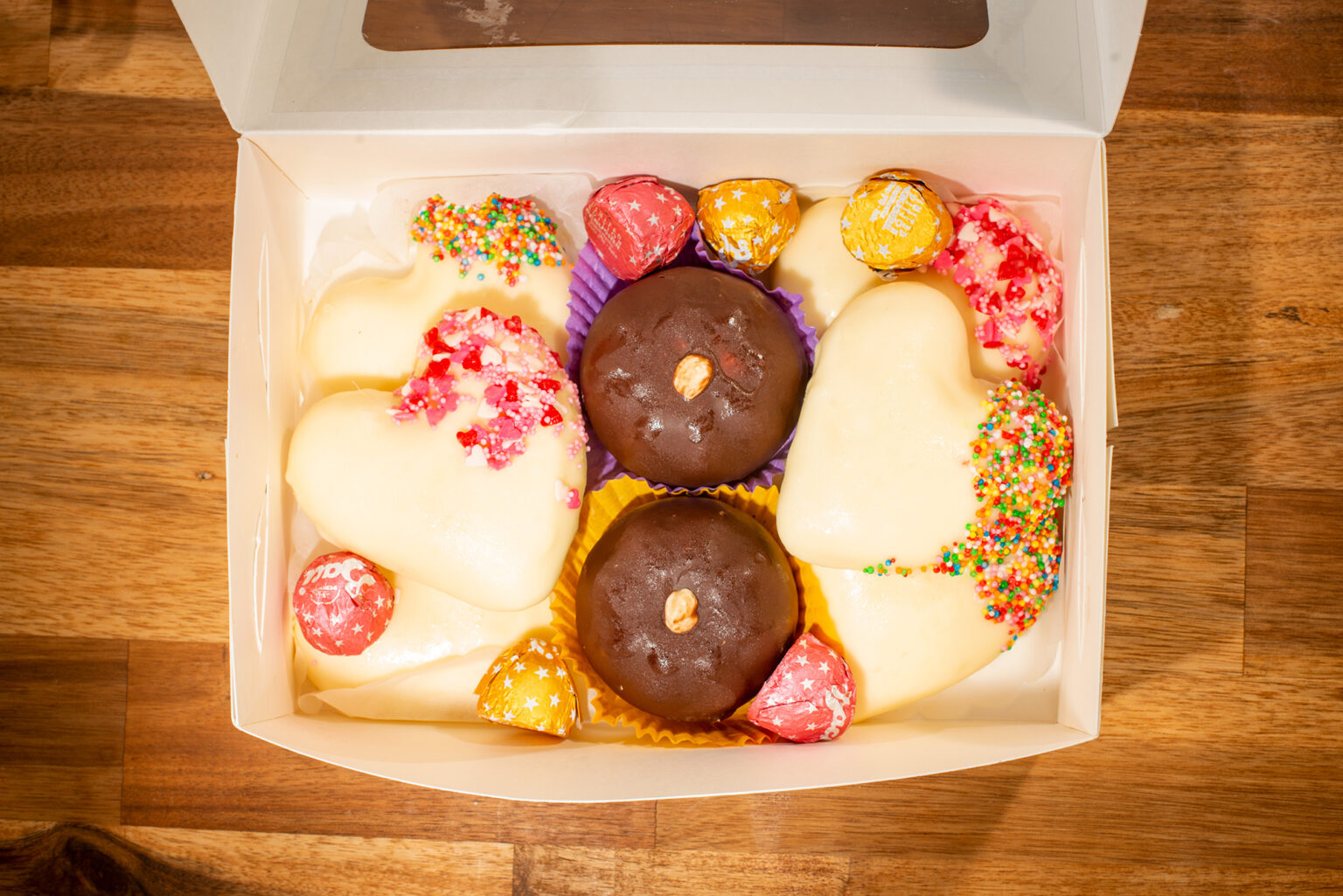 BACI CUORE BLUSH GIFT BOX OPTIONS - 8 PACK - Cibo Foods